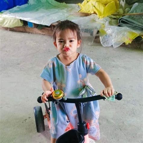 ឈិន សុធារី