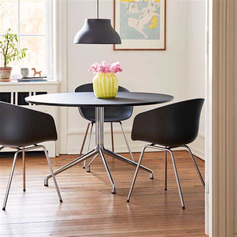 Hay About A Table Runde Hay Borde