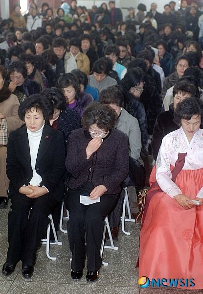 부경보건고 성인 여중생 졸업식