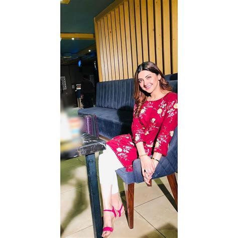 Moomal Khalid Usmans Feet