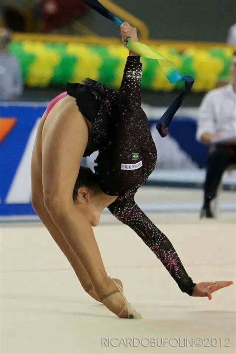 Rhythmic Gymnastics Photos Gymnastics Poses Amazing Gymnastics Gymnastics Flexibility