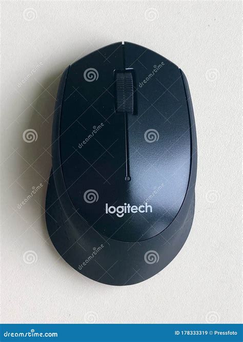 Logitech M330 Silent Editorial Stock Image Image Of Connection 178333319