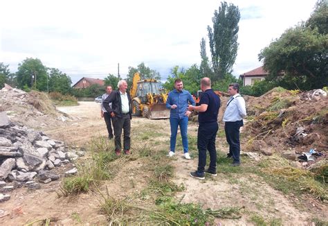 Општина Аеродром Денеска во 19 00 часот во месната заедница „Долно Лисиче“ Општина Аеродром