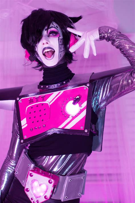 Underground Idol Iv By Megancoffey On Deviantart