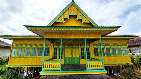 Rumah Adat Melayu Riau Nama Ciri Khas Keunikan Fungsinya