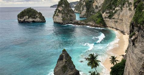 Diamond Beach Nusa Penida One Of The Most Beautiful Beach In Bali