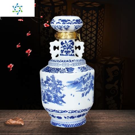 2斤装双耳粉彩青花瓶酒瓶酒壶酒罐酒具陶瓷摆件密封仿古4斤装 三维工匠 1斤装斗彩梅兰菊竹赏瓶报价参数图片视频怎么样问答 苏宁易购