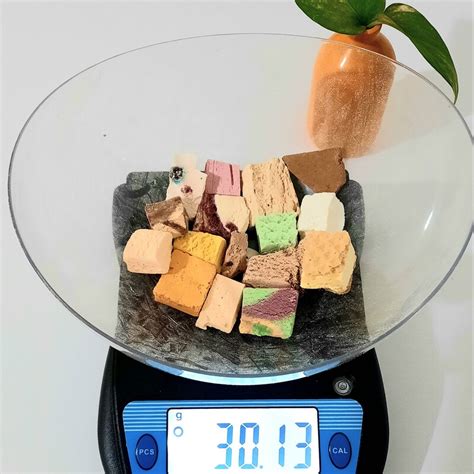 خرید و قیمت بستنی خشک طالبی پفکی 30 گرمی ، میوه خشک انجمادی رولی پولی