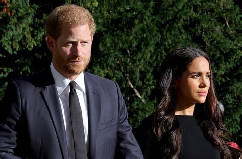 Royal Commentator Says Prince Harry And Meghan Markle Trust Very Few People And Their World