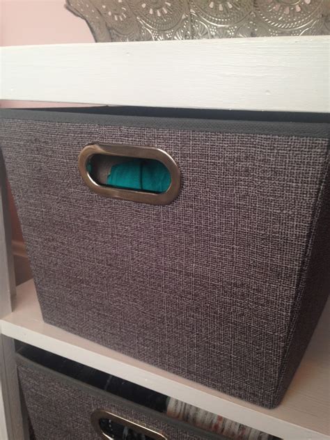 Amy S Creative Pursuits A Custom Made End Table And A Pretty Table Top Vignette