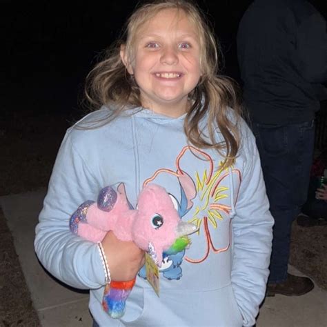 Mackenzie Harrison Youtube