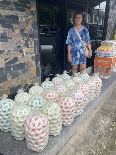 ทีมดอกบานชื่น ส่งงาน 2 000 ร้าน คุณอุ๊ ดอกไม้จันทน์ รับสอน รับซื้อ และจำหน่าย ดอกไม้จันทน์