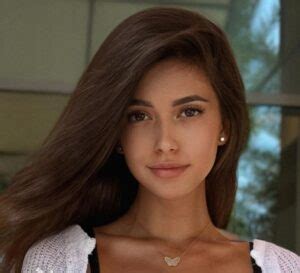 Cristy Ren Biographywiki Age Height Career Photos And More