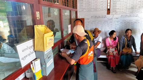 ညောင်ရွှေမြို့နယ်၌ ၂၀၂၃ ခုနှစ်အတွက် မိုးရာသီ သီးနှံစိုက်ပျိုးစရိတ်ချေးငွေများ စတင်ထုတ်ချေး