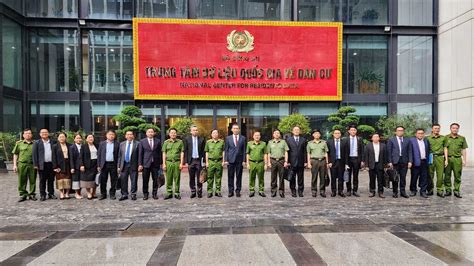 Mpt ຄະນະຜູ້ແທນ ຄະນະກຳມະການຄຸ້ມຄອງອິນເຕີເນັດແຫ່ງຊາດ ໄປຖອດຖອນບົດຮຽນວຽກງານການຄຸ້ມຄອງອິນເຕີເນັດ ແລະ