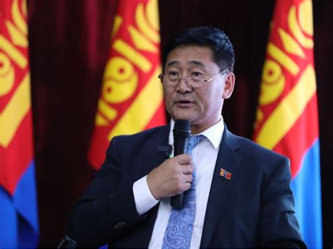 Ховд аймгийн Засаг даргаар М Амарсанааг сонгож Ерөнхий сайдад уламжлахаар болжээ Isee Mn