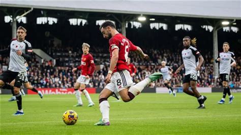 مانشستر يونايتد يخطف فوزًا قاتلًا من فولهام في الدوري الإنجليزي