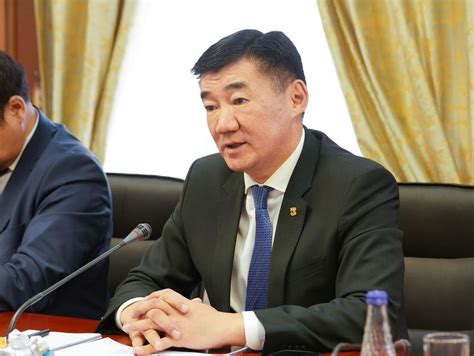 Vip76 Mn С Бямбацогт Бүү эндүүр Би тэр нүүрсний хулгайч чинь биш