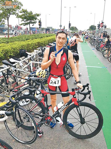 陳鴻業迷上單車 任半職業車手 東方日報