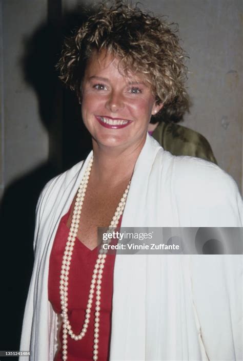 American Actress And Comedian Amanda Bearse Wearing A White Jacket