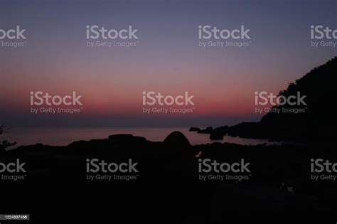 고아 해변 팔로렘 비치 바 고아 인도 멋진 핑크 일출 일몰 벽지 배경 배경에서 구름과 열대 핑크 일몰 하늘의 이미지 0명에 대한 스톡 사진 및 기타 이미지 Istock