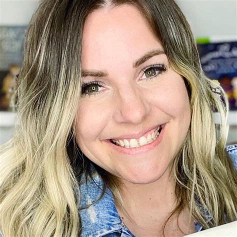 The Animated Teacher Today On The Blog Im Sharing All About My Favorite Reading Resource