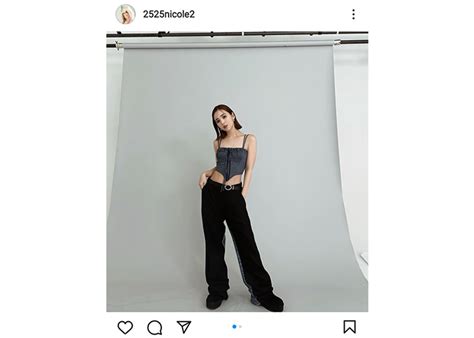 名取くるみ、ハミ出るまんまるバストが刺激的な競泳水着ショット公開！ Wwsチャンネル