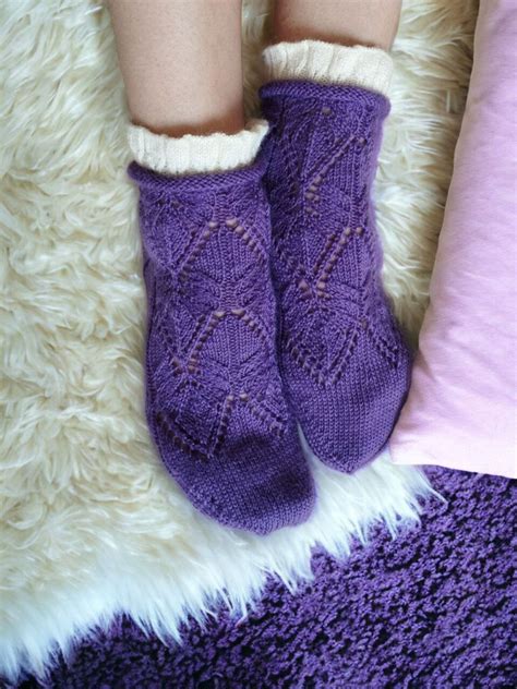 Hand Knitted Cute Wool Socks For Women Stylish Ruffled Socks Perfect
