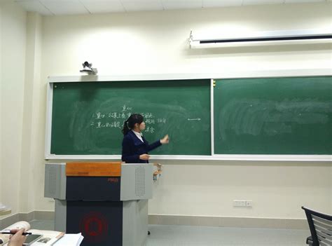 【班团】13级物理专业开展教师资格证模拟面试