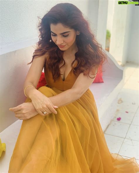 Shruti Pathak Wiki Biography Age Gallery Spouse And More