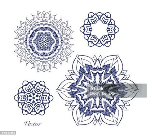 만다라 디자인의 집합입니다 대칭 만화경 패턴입니다 초대장 웨딩 배너 인사말 카드에 대 한 흰색 배경에서 벡터 일러스트 레이 션 골동품에 대한 스톡 벡터 아트 및 기타 이미지