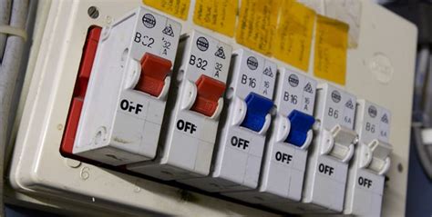 Signs To Replace Your Circuit Breaker A Guide For Homeowners In Australia Cyber Electrical