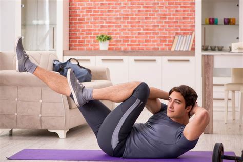 Упражнение «велосипед лежа для мышц живота