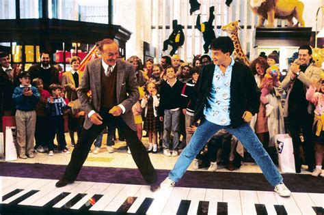 Sapevi Che Nel Negozio Fao Schwarz Di Milano Cè Un Pianoforte Lungo