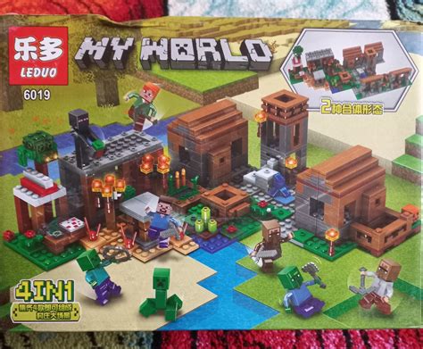 Пластмассовый конструктор LEDUO Minecraft Деревня с жителями 4 в 1 803 ...