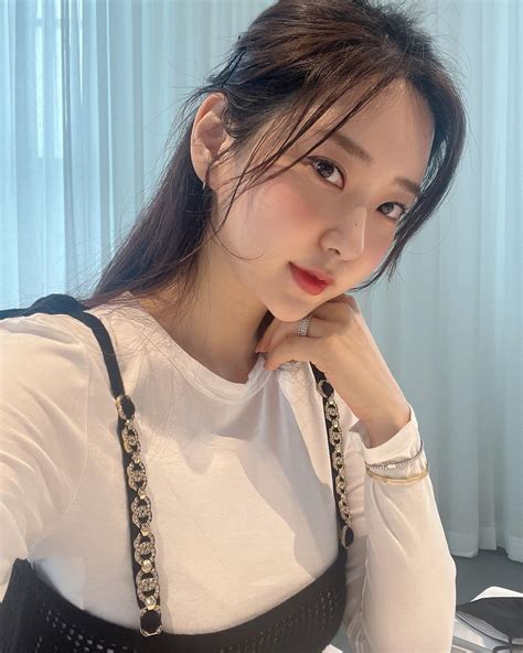 워터밤 놀러간 신재은 님 인스타그램 셀카 사진 모음 — 스타들의★ 근황을 모아서