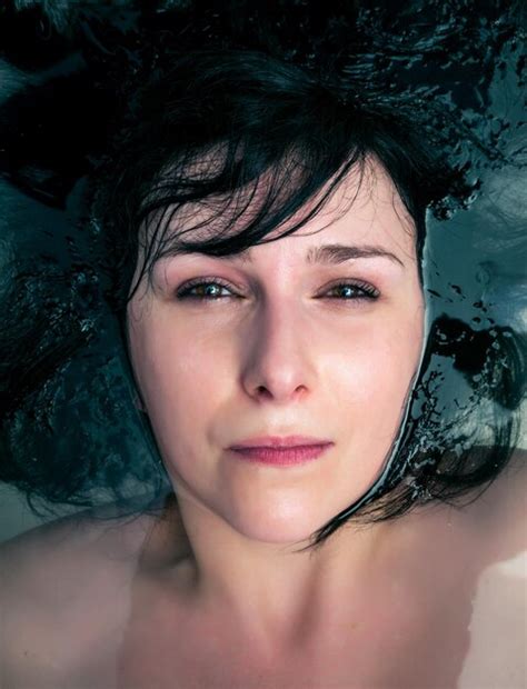 Premium Photo Close Up Portrait Of Young Woman In Swimming Pool