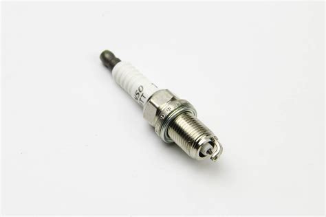 Свеча зажигания DENSO (Денсо) K16TT| DEMEX.ua