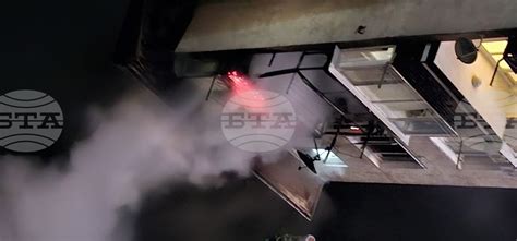 Голям пожар вилня в блок в град Смолян в нощта на Възкресение Христово Утро