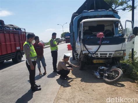 Berita Dan Informasi Kecelakaan Truk Dan Motor Terkini Dan Terbaru Hari