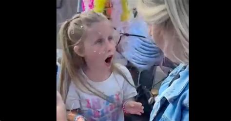 Heartwarming Video Shows Glasgow Girl 7 Surprised With Taylor Swift Tickets On Day Of Show