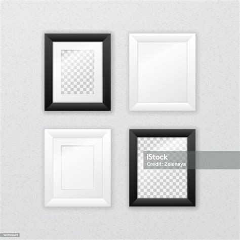 벽에 걸려있는 4 개의 흑백 와이드 프레임의 구성 수직 직사각형 프레임 템플릿에는 Passepartout과 사진 이미지 또는 포스터를 위한 빈 공간이 있습니다 사실적인 벡터
