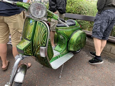 Custom Vespa Paint Jobs