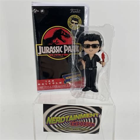 Funko Blockbuster Rewind Jurassic Park Dr Ian Malcolm W Flare Chase