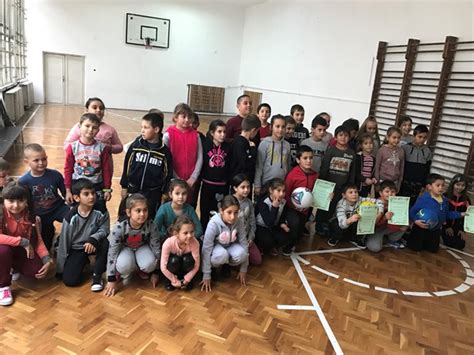 Да бъдем толерантни « СУ „Иван Николов Момчилов“