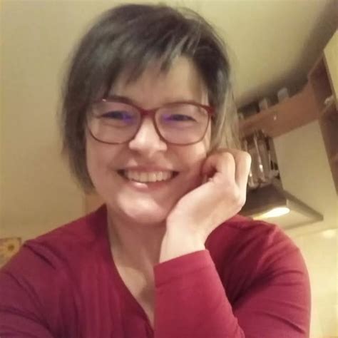 Cornelia Ec Corneliaec • Threads Say More