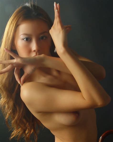 Pretty Hot Sexy Chinese Pic Of 37