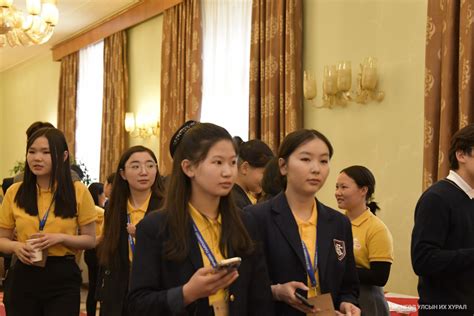 “Өсвөрийн парламент 2022” хөтөлбөрийн нэгдсэн чуулган эхэллээ Nio Mn