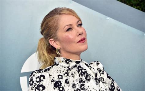 Christina Applegate Wiki - SuperStars Blog