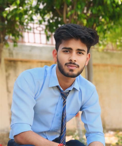 About Nipun Dixit Medium